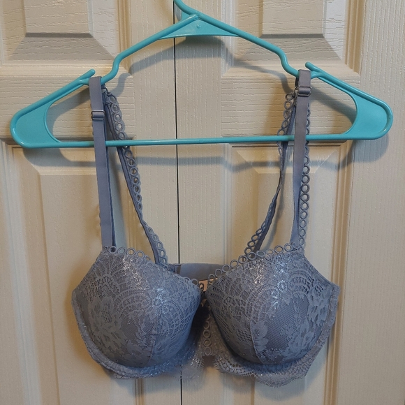 Victoria's Secret | Intimates & Sleepwear | Iridescent Grey Bra 32ddd ...